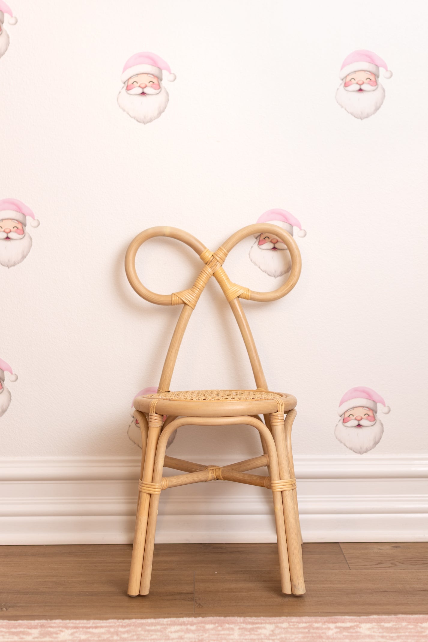 Little Bow Children's Chair – Lila & Leo