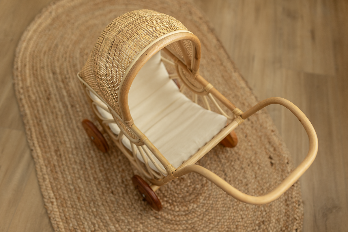 Daisy Mae Doll Pram – Lila & Leo