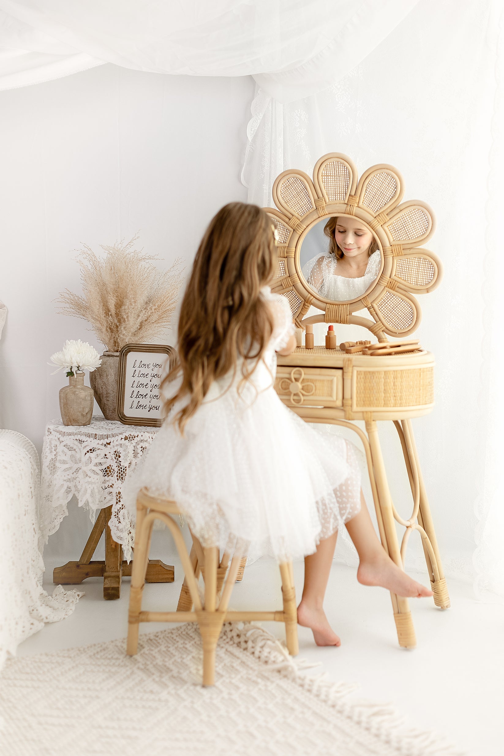 Delightful Daisy Children's Vanity Set – Lila & Leo