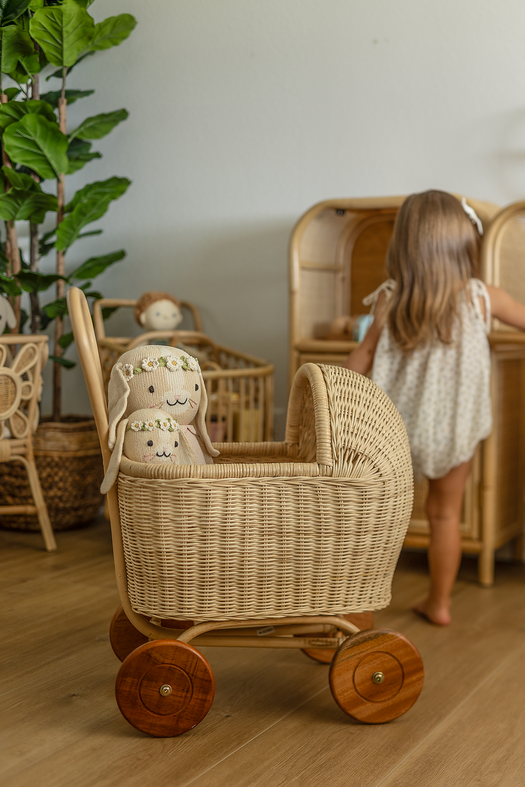 Emma's Enchanted Doll Pram – Lila & Leo