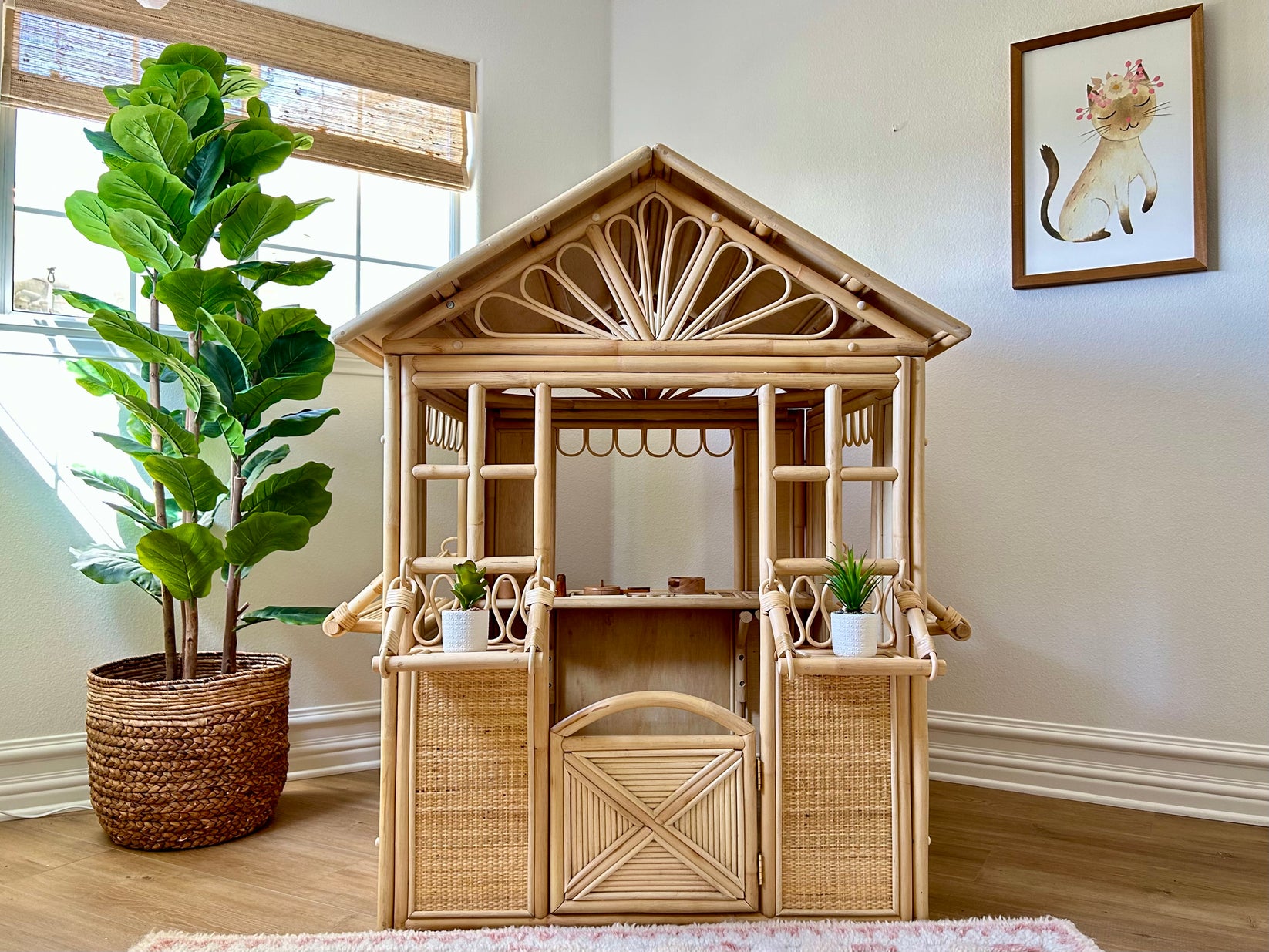 Lila's Rattan Playhouse – Lila & Leo