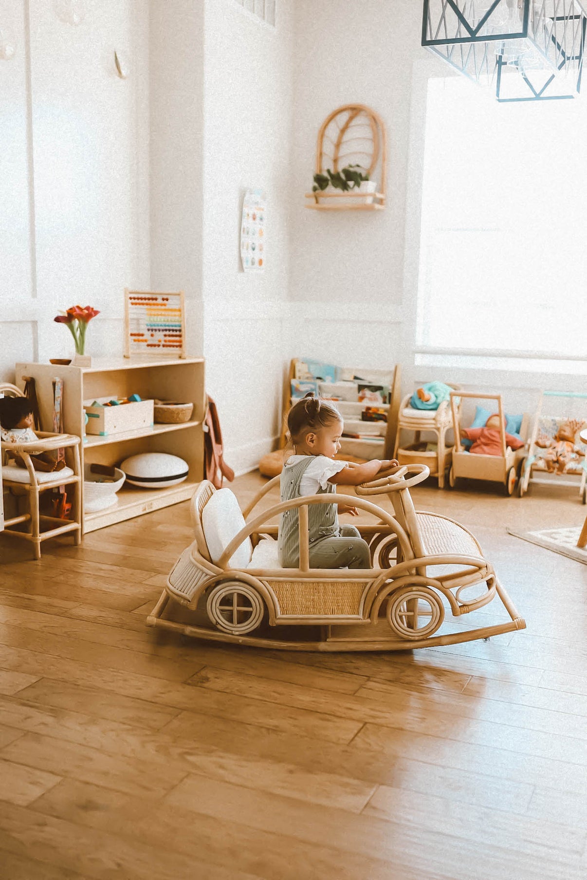 VW Wonder-Bug Rocker – Lila & Leo