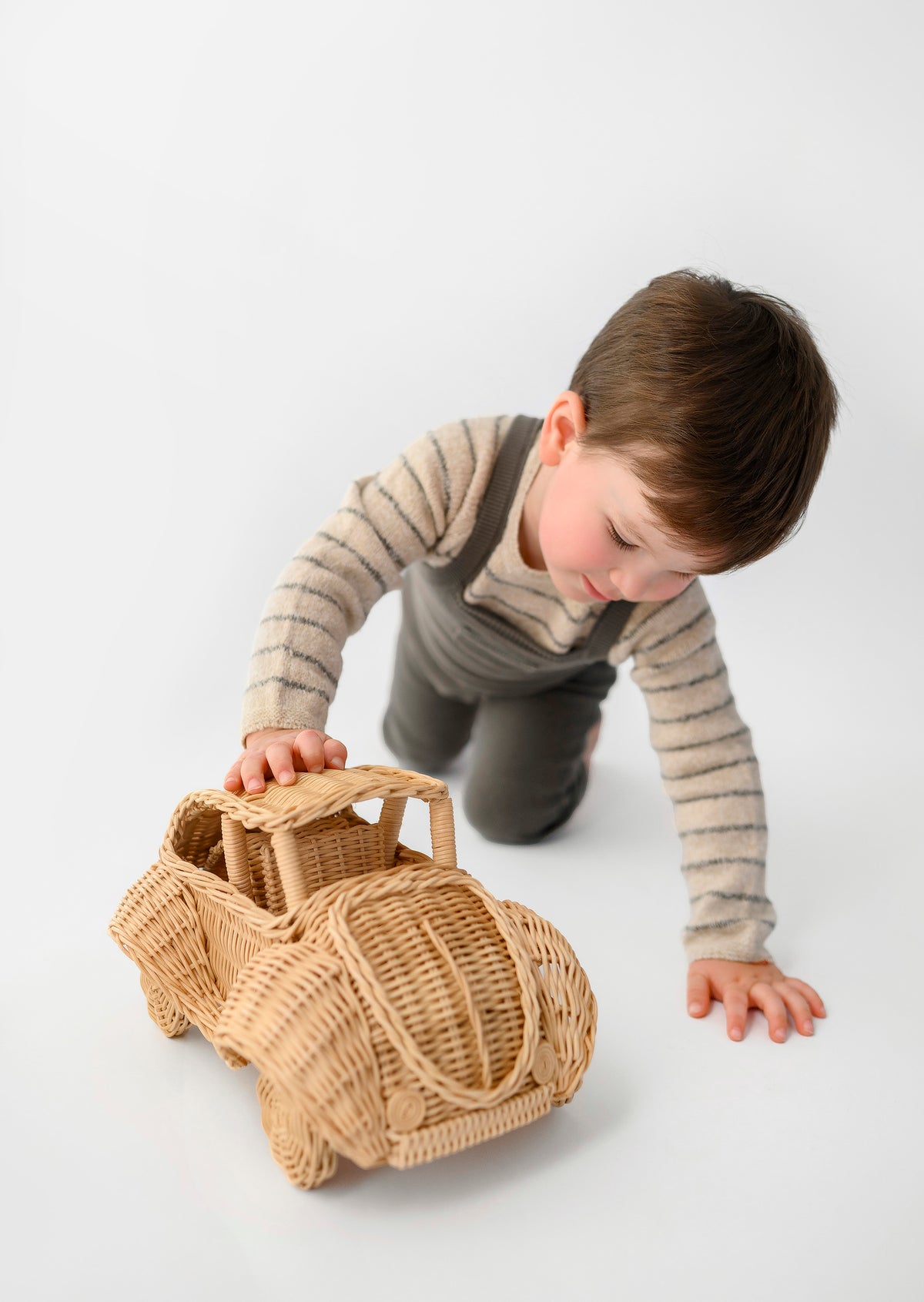 Olden Days VW Rattan Car Toy – Lila & Leo